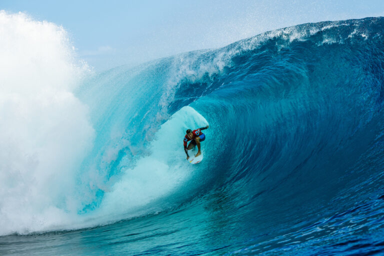 五十嵐がWSLファイナル出場権獲得！ CT第10戦で準々決勝進出 | SURFING JAPAN INTERNATIONAL